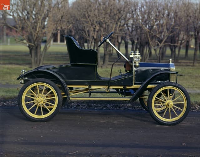 1907 Ford Model R Runabout