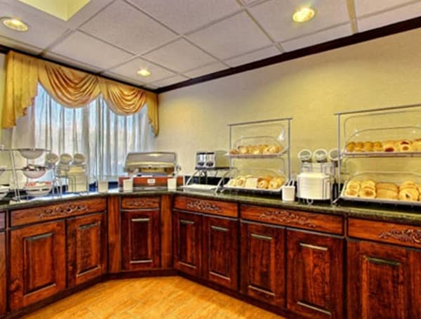 Limited-Service Hotels - Michigan Vacation - The Henry Ford