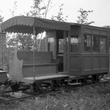 Francis Jehl Operating 1880 Edison Electric Locomotive in Greenfield ...